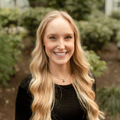 Seattle Dentist Team - Dentist Near Me - Innovative Dentistry - Queen ...